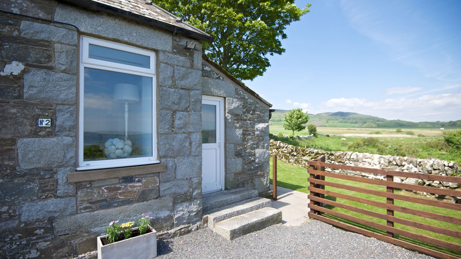 Meadow Cottage | Mossyard Caravan Park