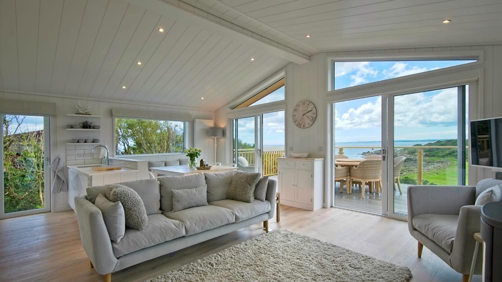 Muir Lodge | Mossyard Caravan Park